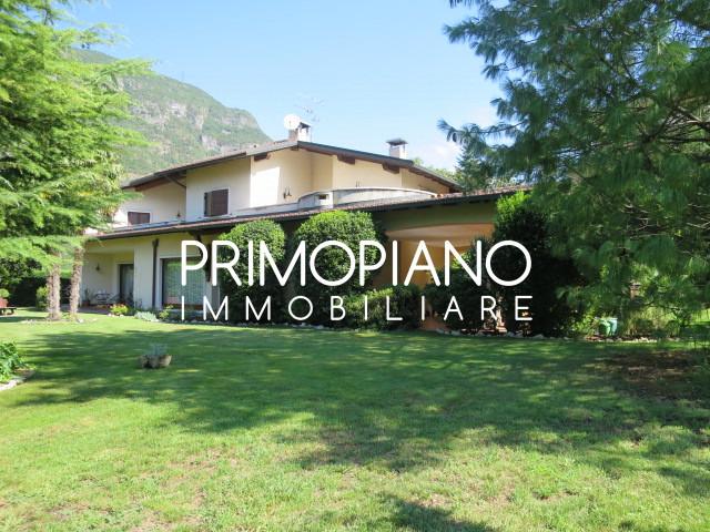 Villa in vendita a Ala