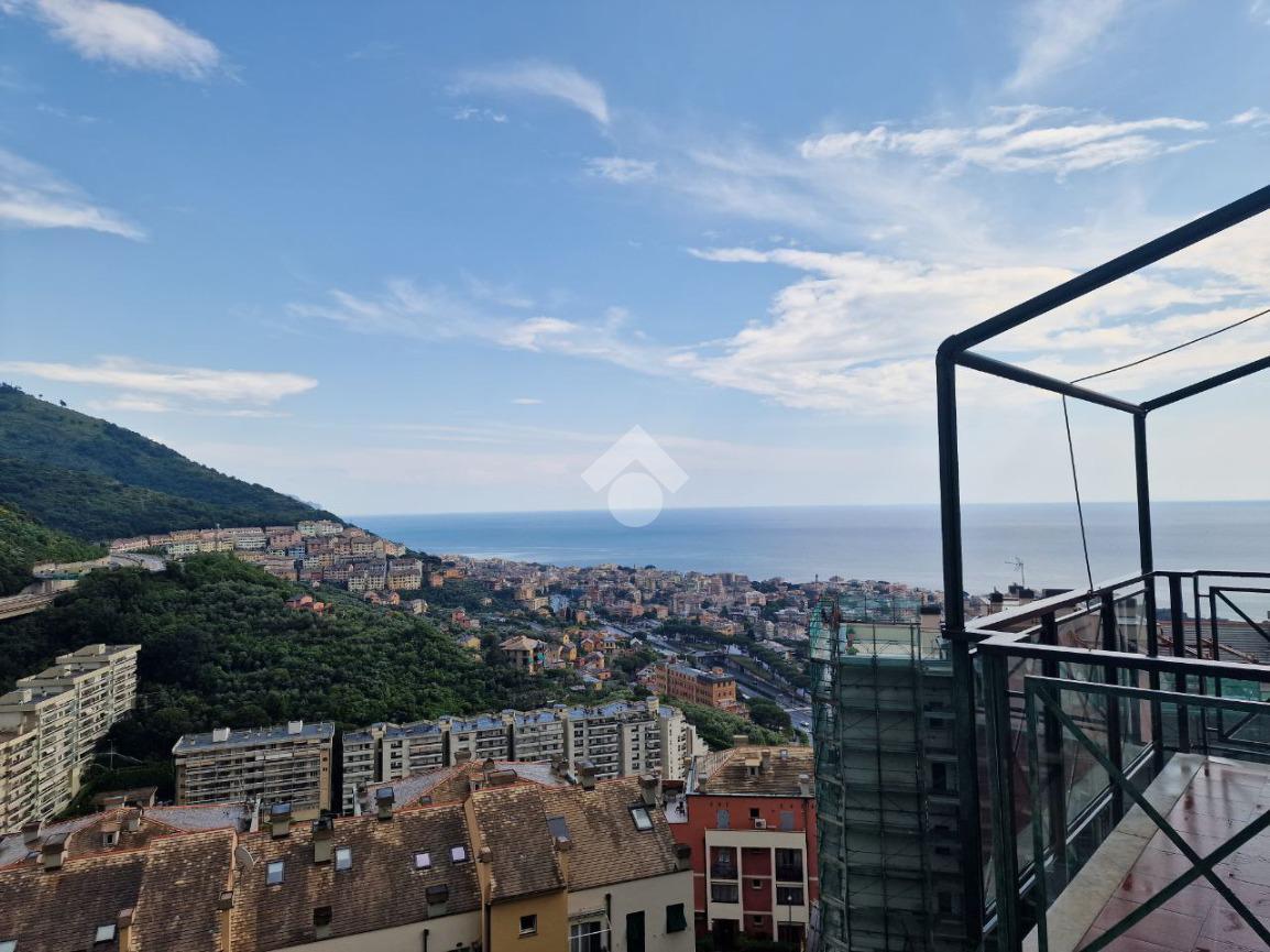 Appartamento in vendita a Genova