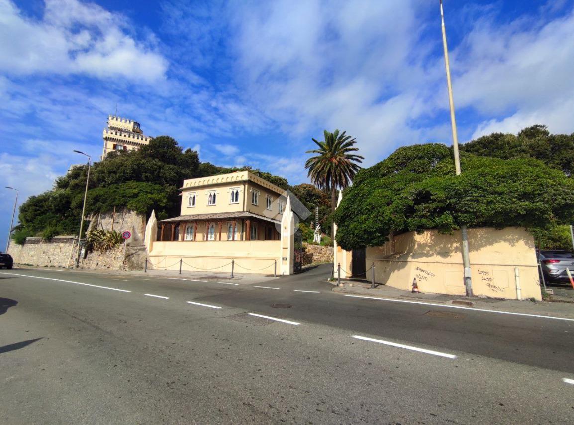 Villa in vendita a Genova