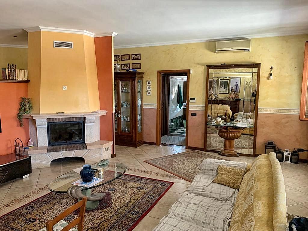 Appartamento in vendita a Buccinasco