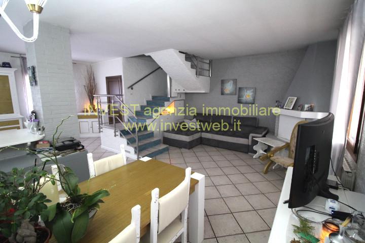 Villa in vendita a Loreo