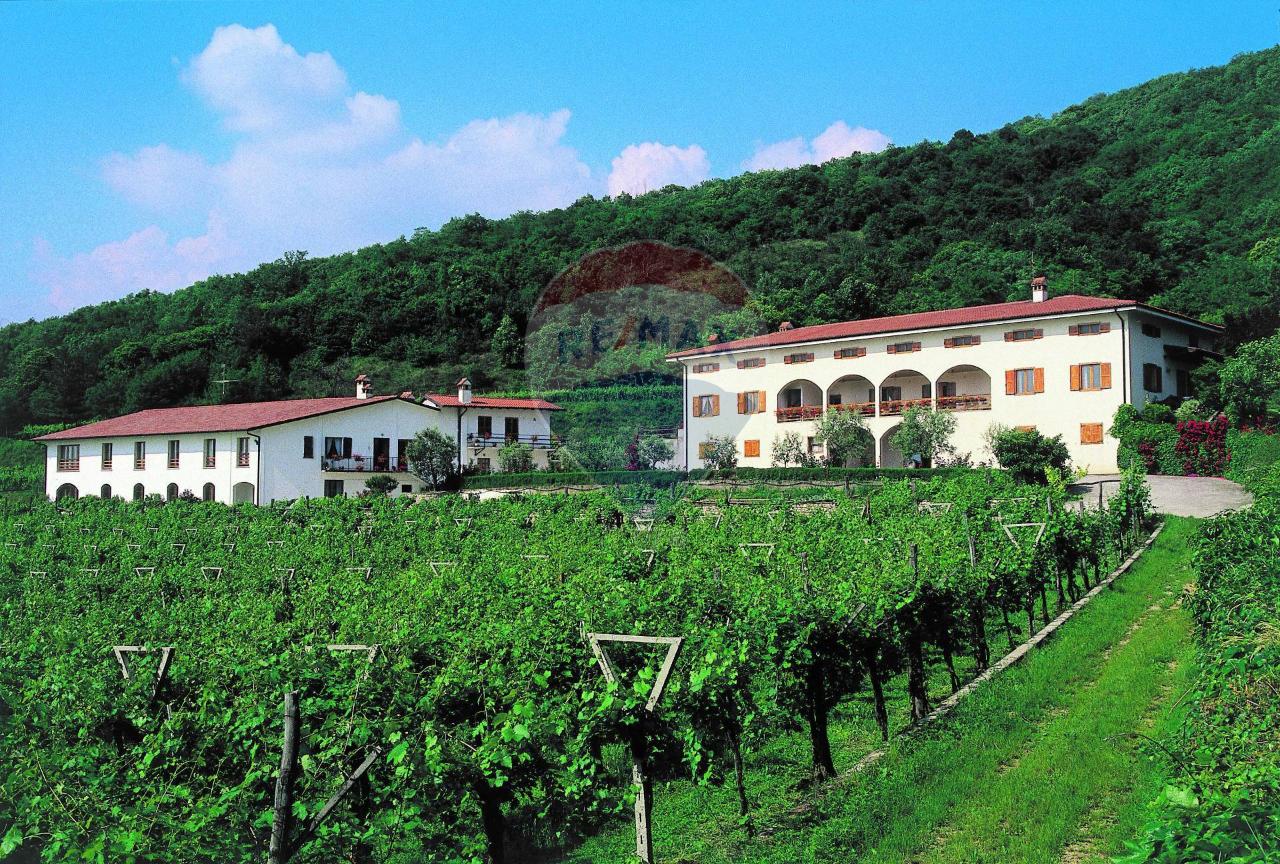 Agriturismo in vendita a Adro