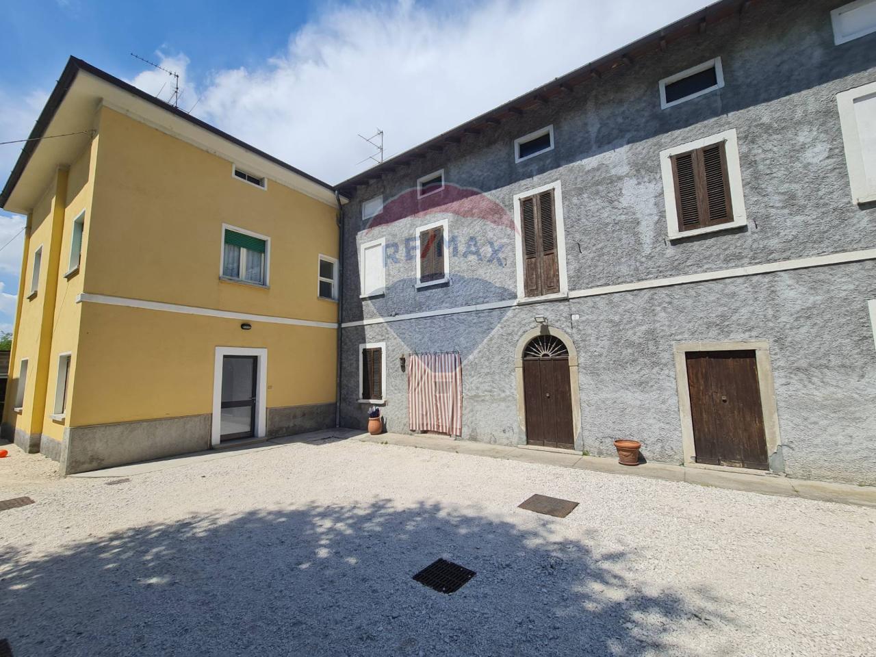 Casa indipendente in vendita a Palazzolo Sull'Oglio