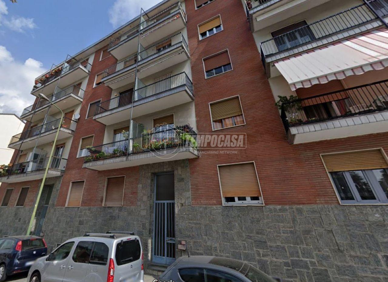 Trilocale in Via May 9, Pinerolo