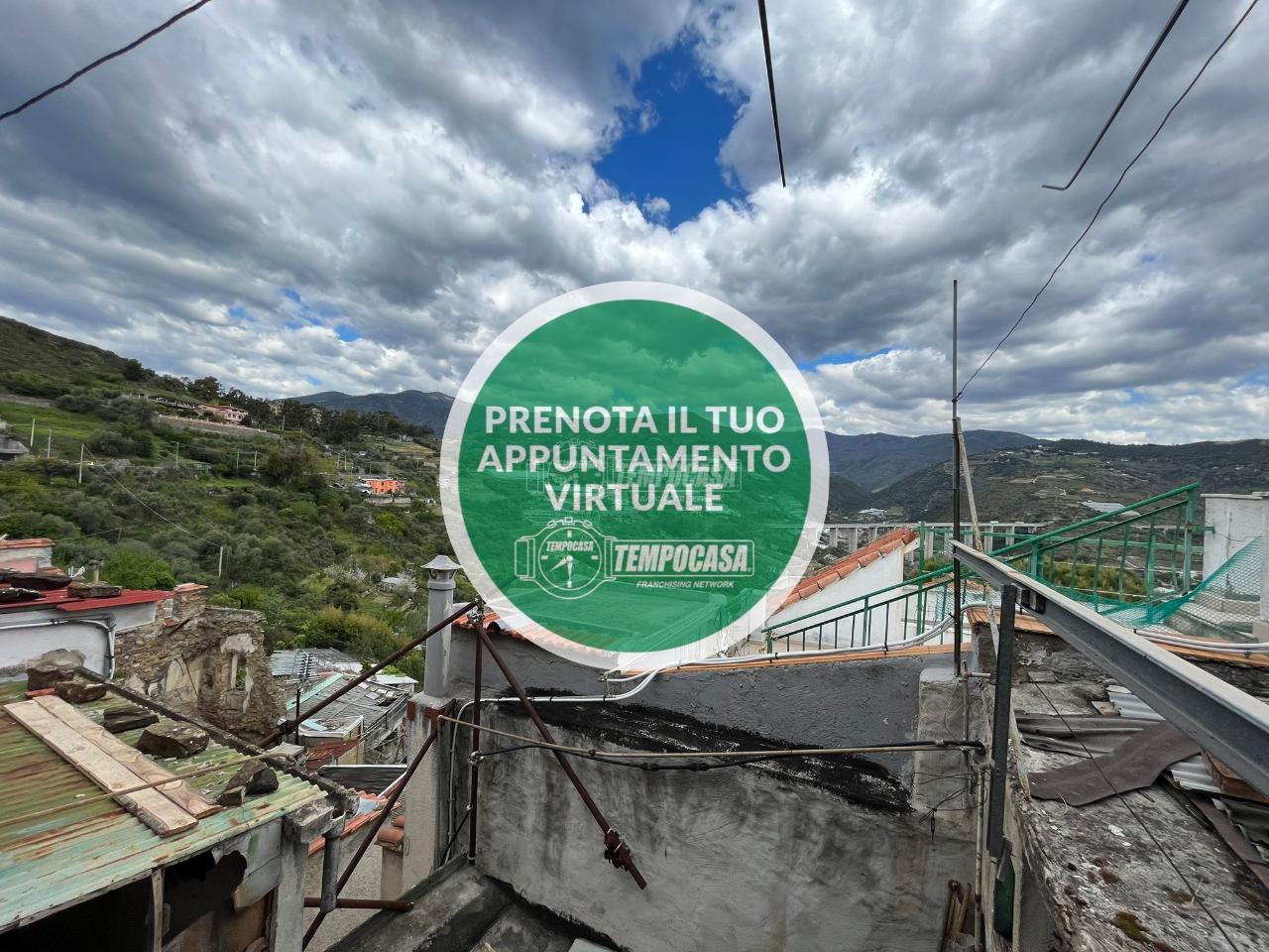 Trilocale in Via Peri, Sanremo