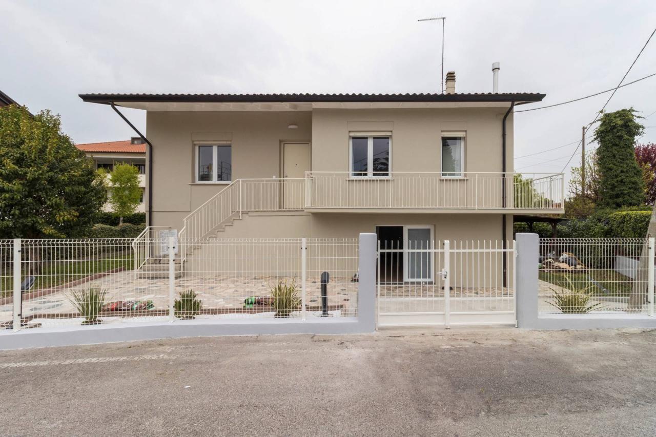 Villa in vendita a Silea