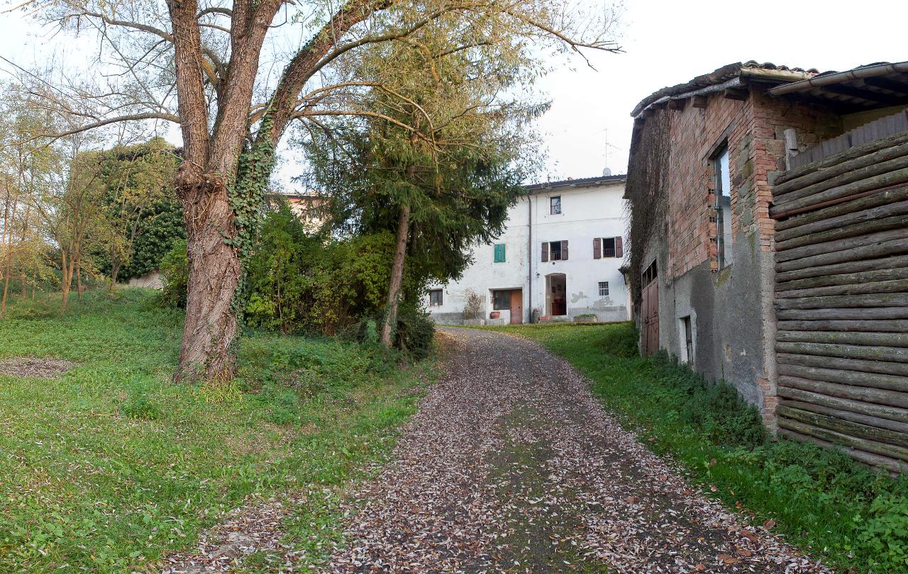 Rustico in vendita a Casina