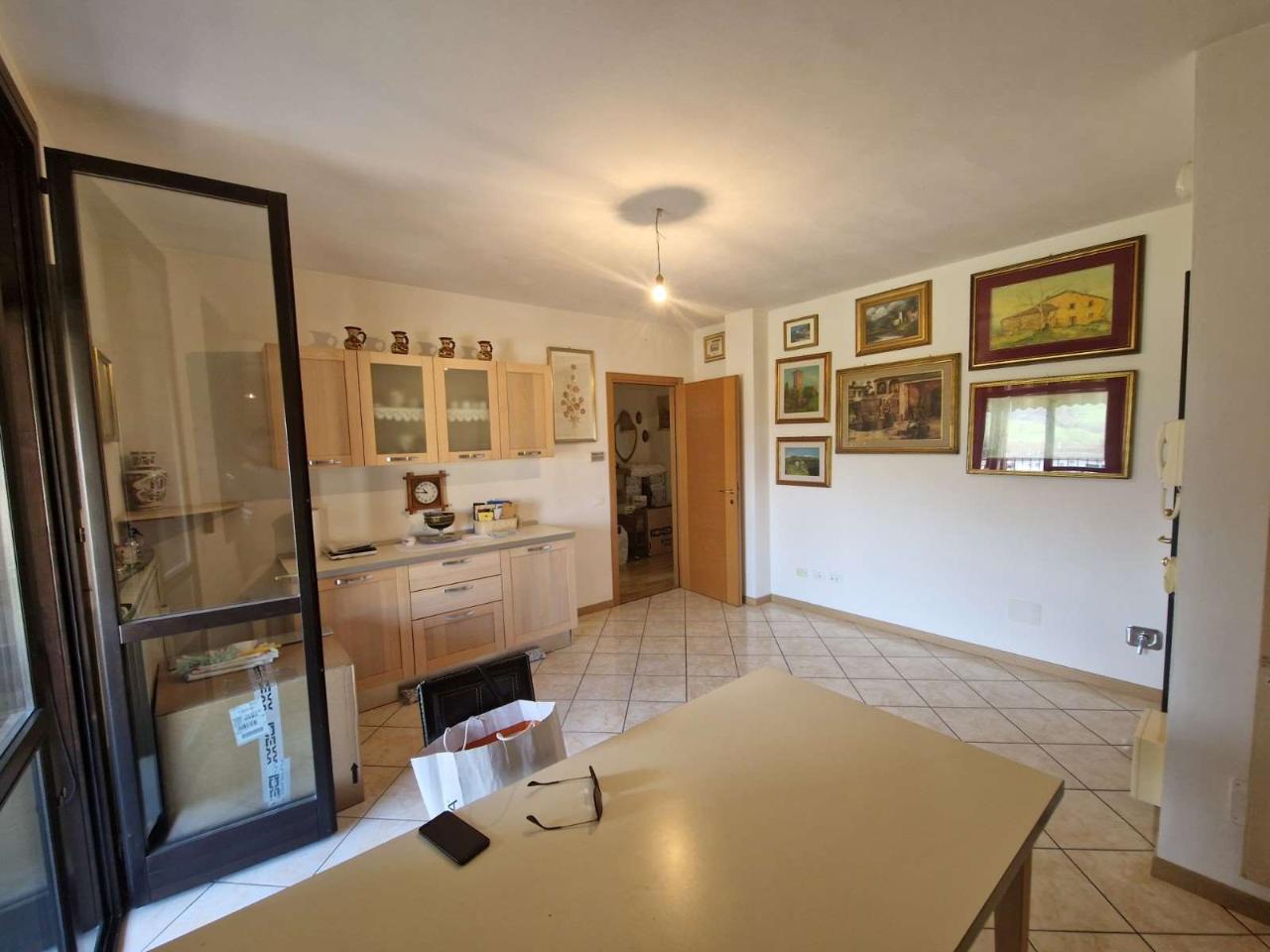 Appartamento in vendita a Viano