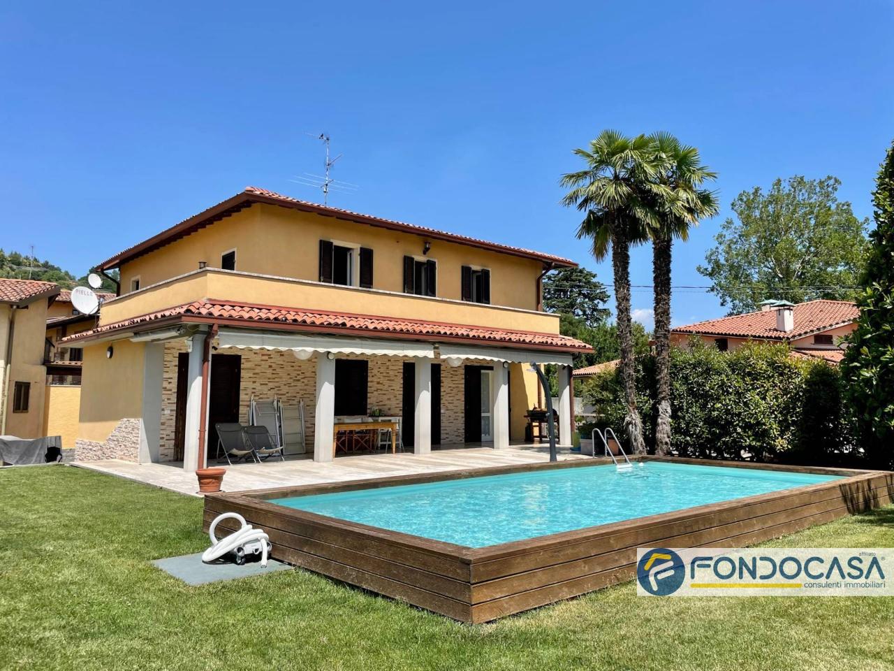 Villa in vendita a Castelli Calepio