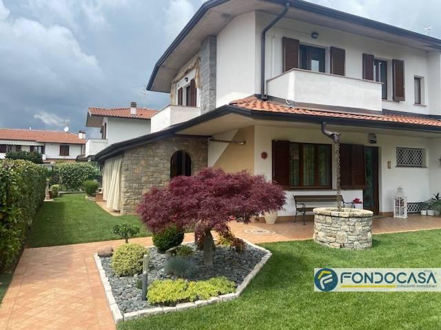 Villa in vendita a Palazzolo Sull'Oglio