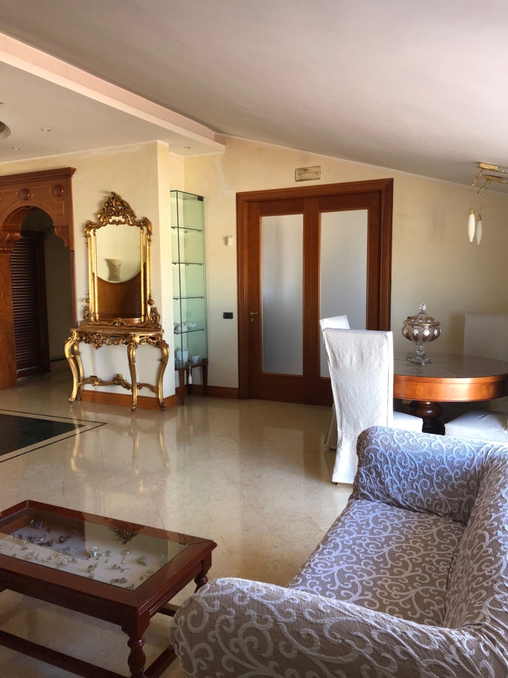 Mansarda in affitto a Grumo Nevano