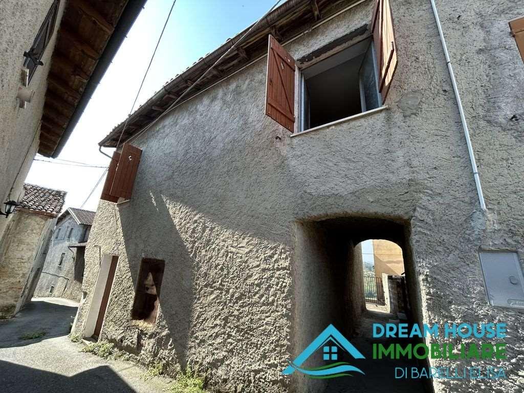 Porzione di casa in vendita a Parodi Ligure