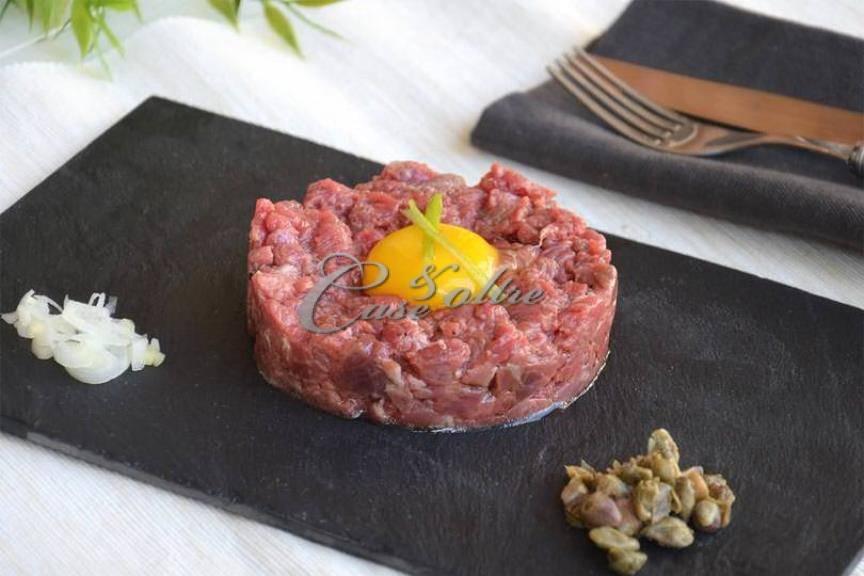 Esercizio commerciale in vendita a Cantu'