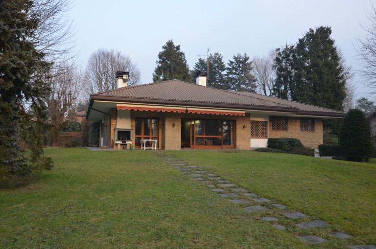 Villa in vendita a Carimate