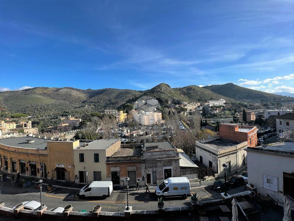 Trilocale in Vicolo delle Erbe 9, Tivoli