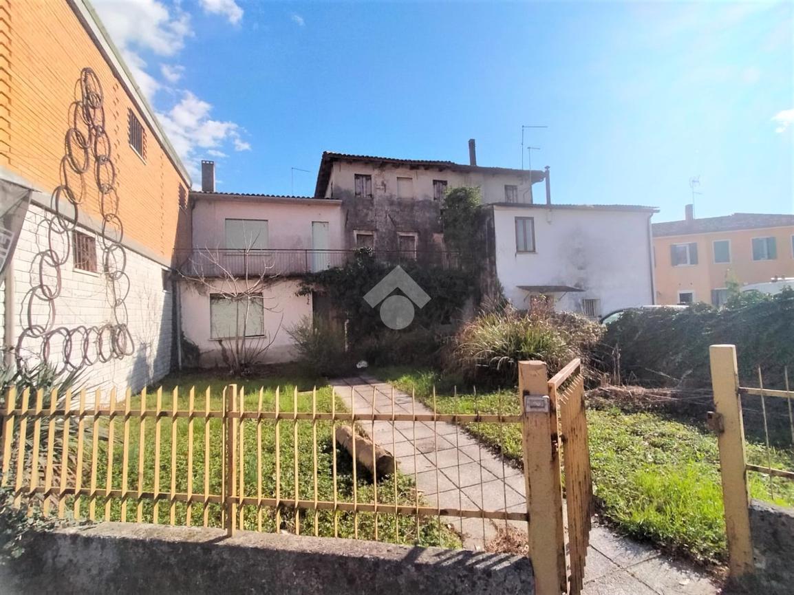 Rustico in vendita a Breda Di Piave