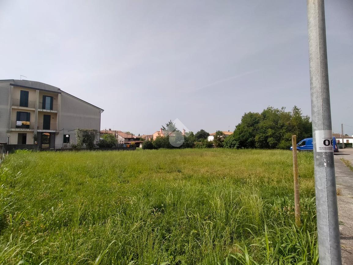 Terreno edificabile in vendita a Carbonera