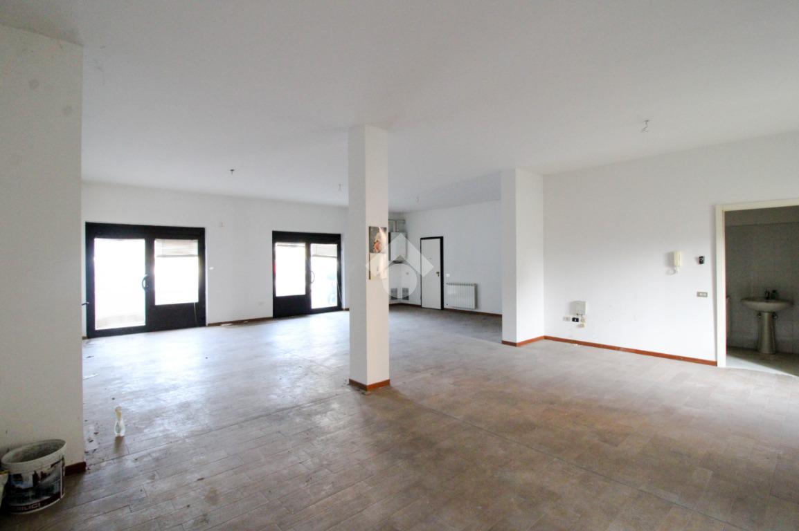 Ufficio in affitto a Verdello