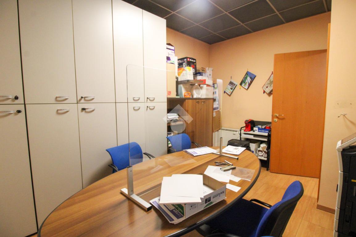 Ufficio in affitto a Treviolo