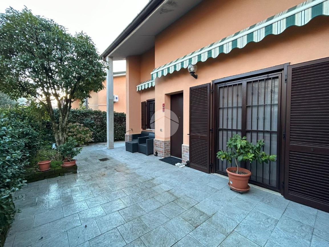 Villa a schiera in vendita a Opera