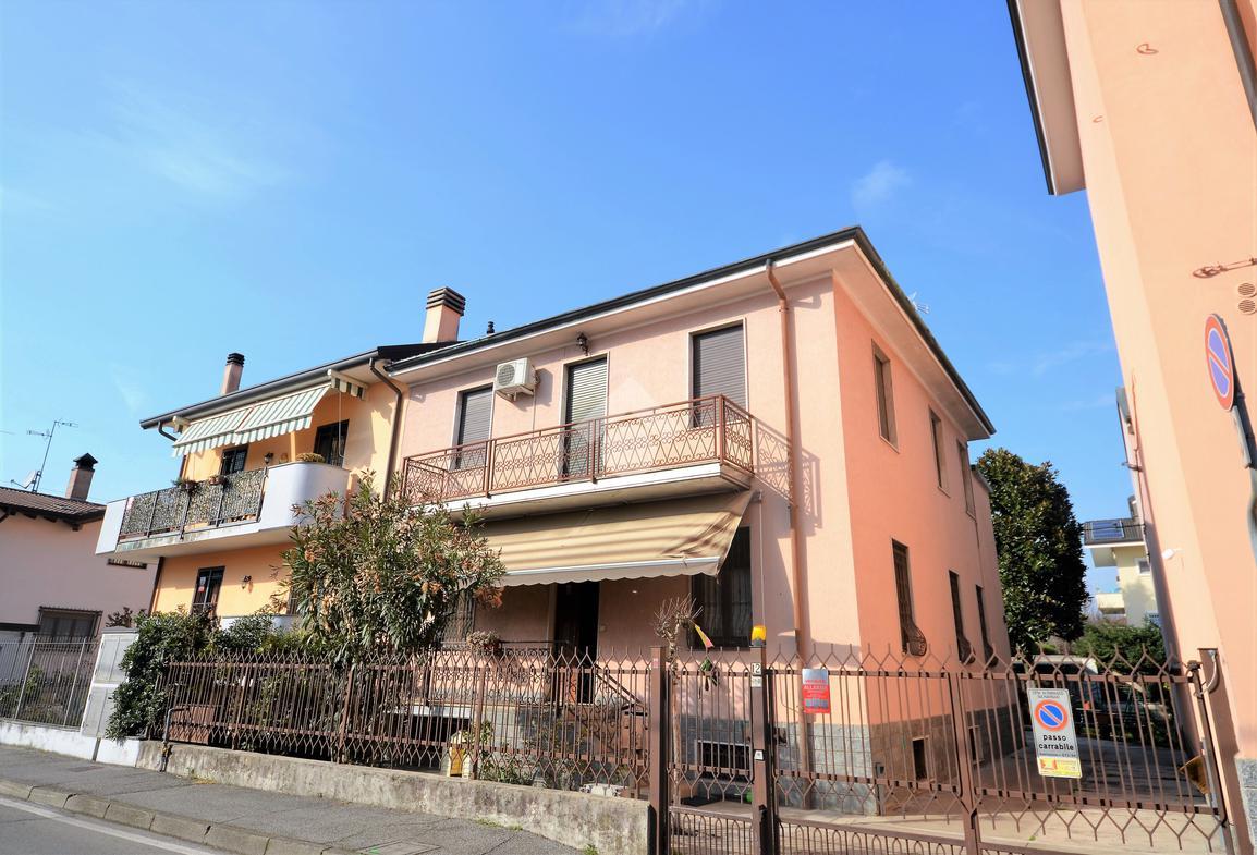 Appartamento in vendita a Cernusco Sul Naviglio