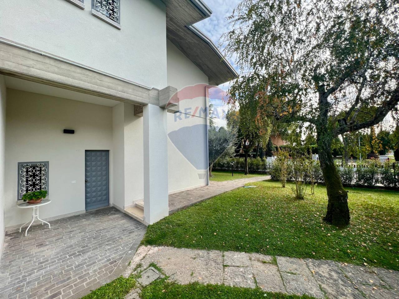 Appartamento in vendita a Sirmione