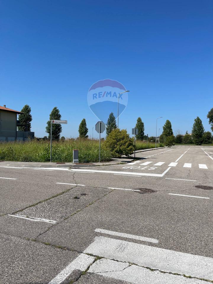 Terreno edificabile in vendita a Castel Goffredo