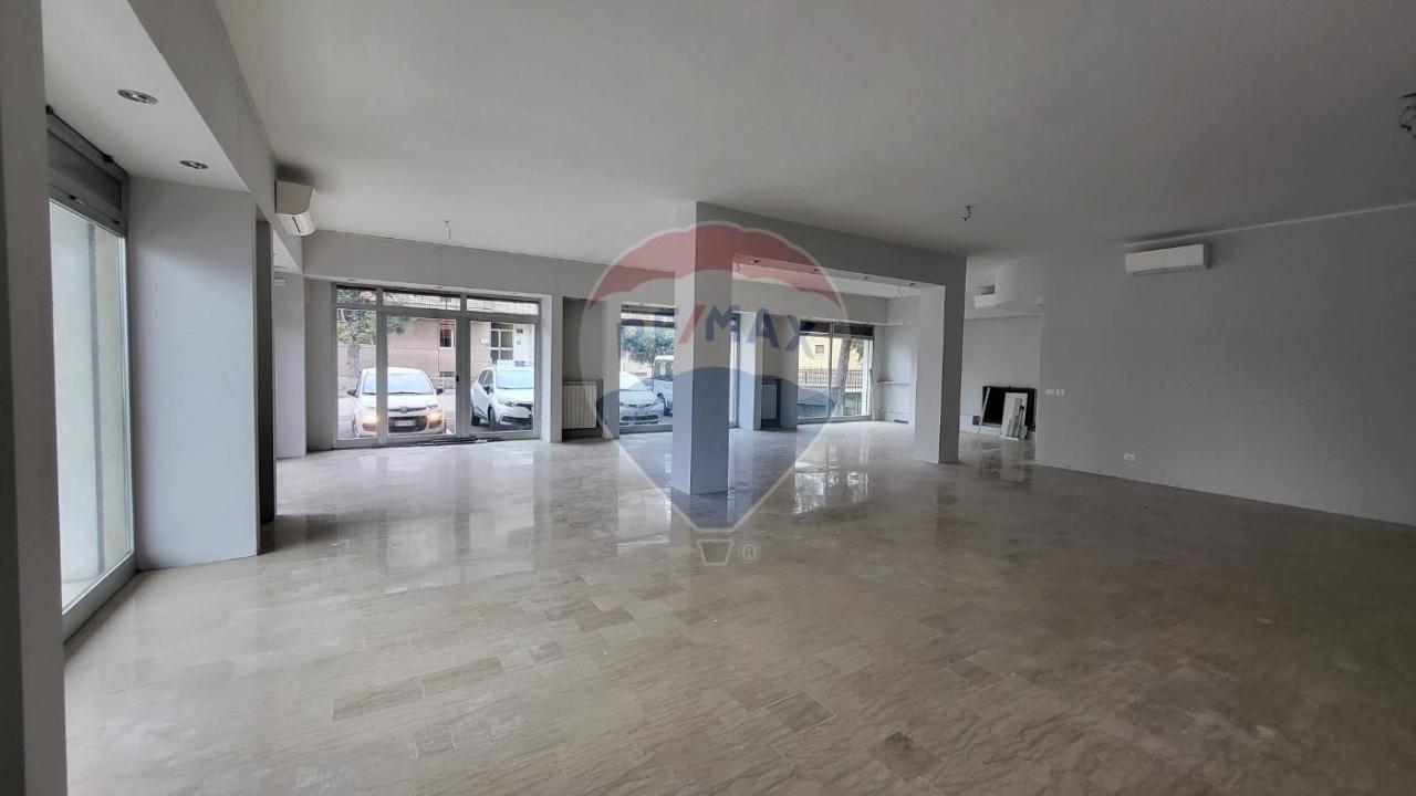 Negozio in affitto a Guidizzolo