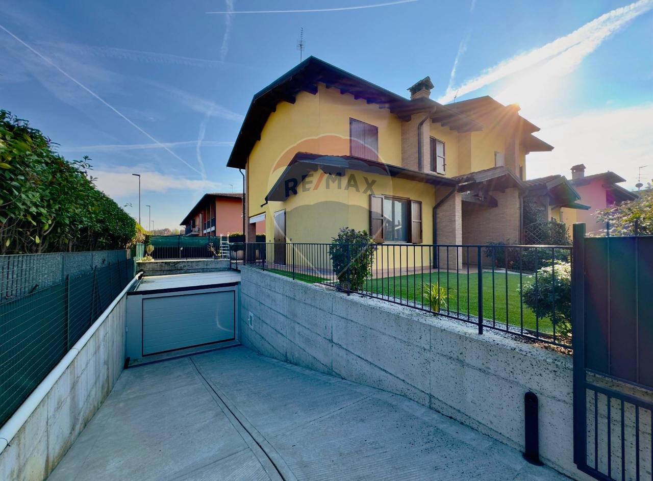 Villa in vendita a Manerbio