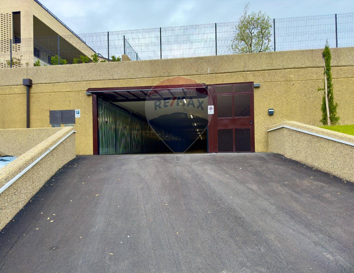 Negozio in vendita a Peschiera Del Garda