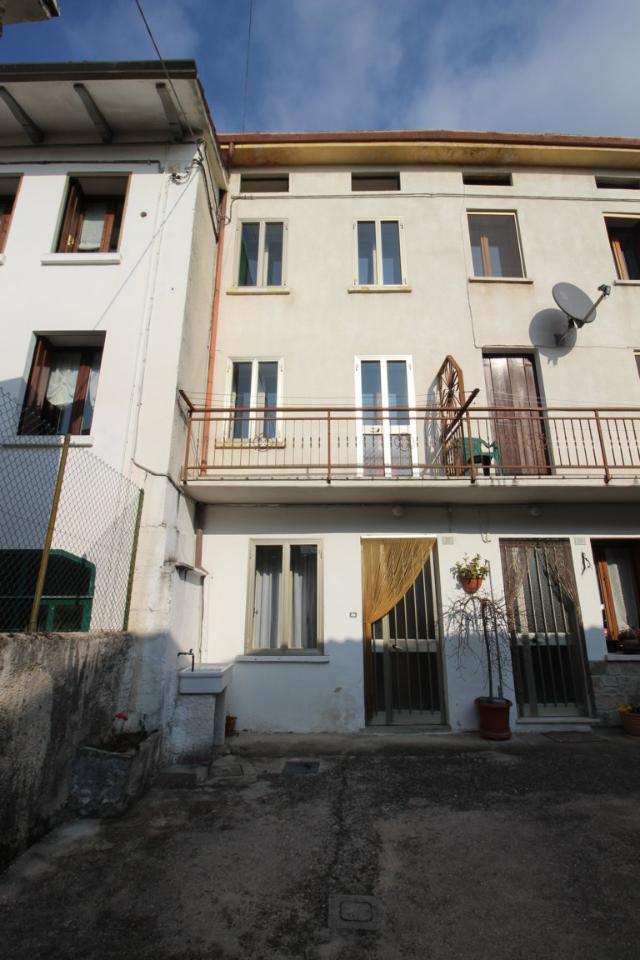 Villa a schiera in vendita a Cogollo Del Cengio