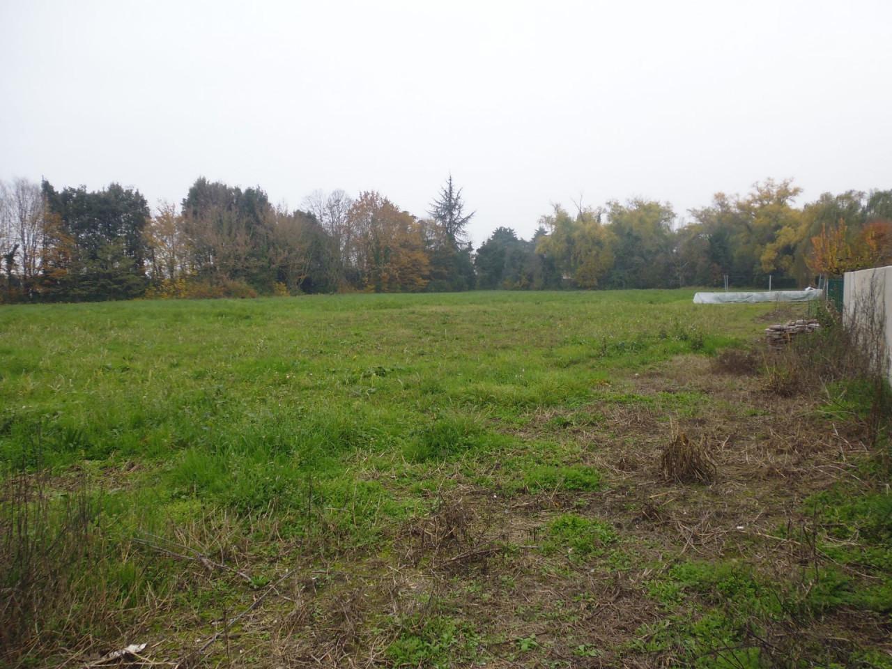 Terreno edificabile residenziale in vendita a Schio