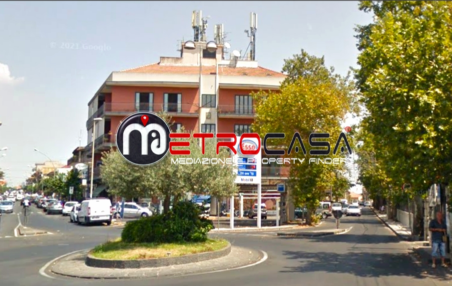 Negozio in affitto a San Giovanni La Punta