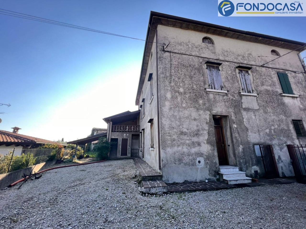 Casa indipendente in vendita a Puegnago Sul Garda