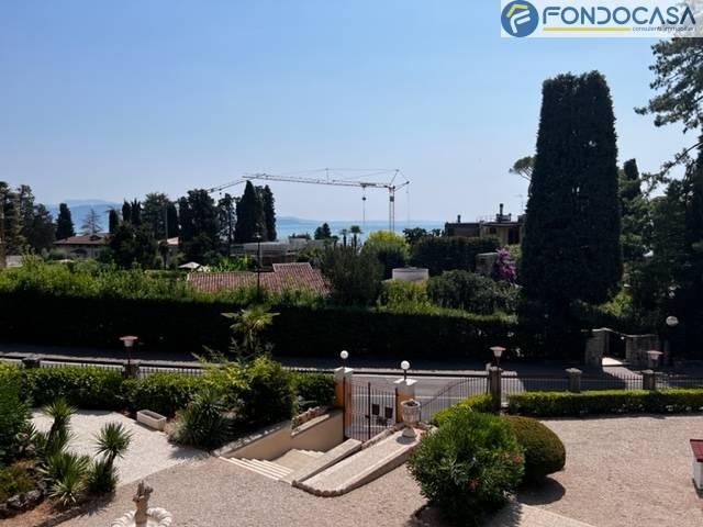 Villa in vendita a Gardone Riviera