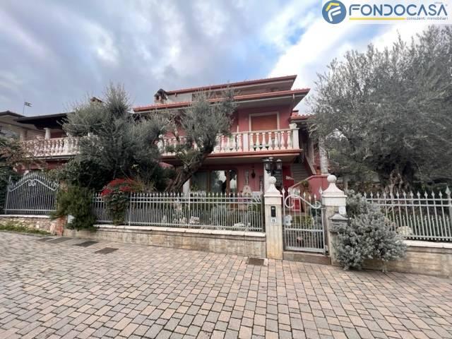 Casa indipendente in vendita a Gavardo