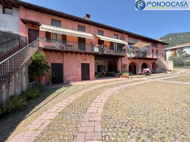 Appartamento in vendita a Salo'
