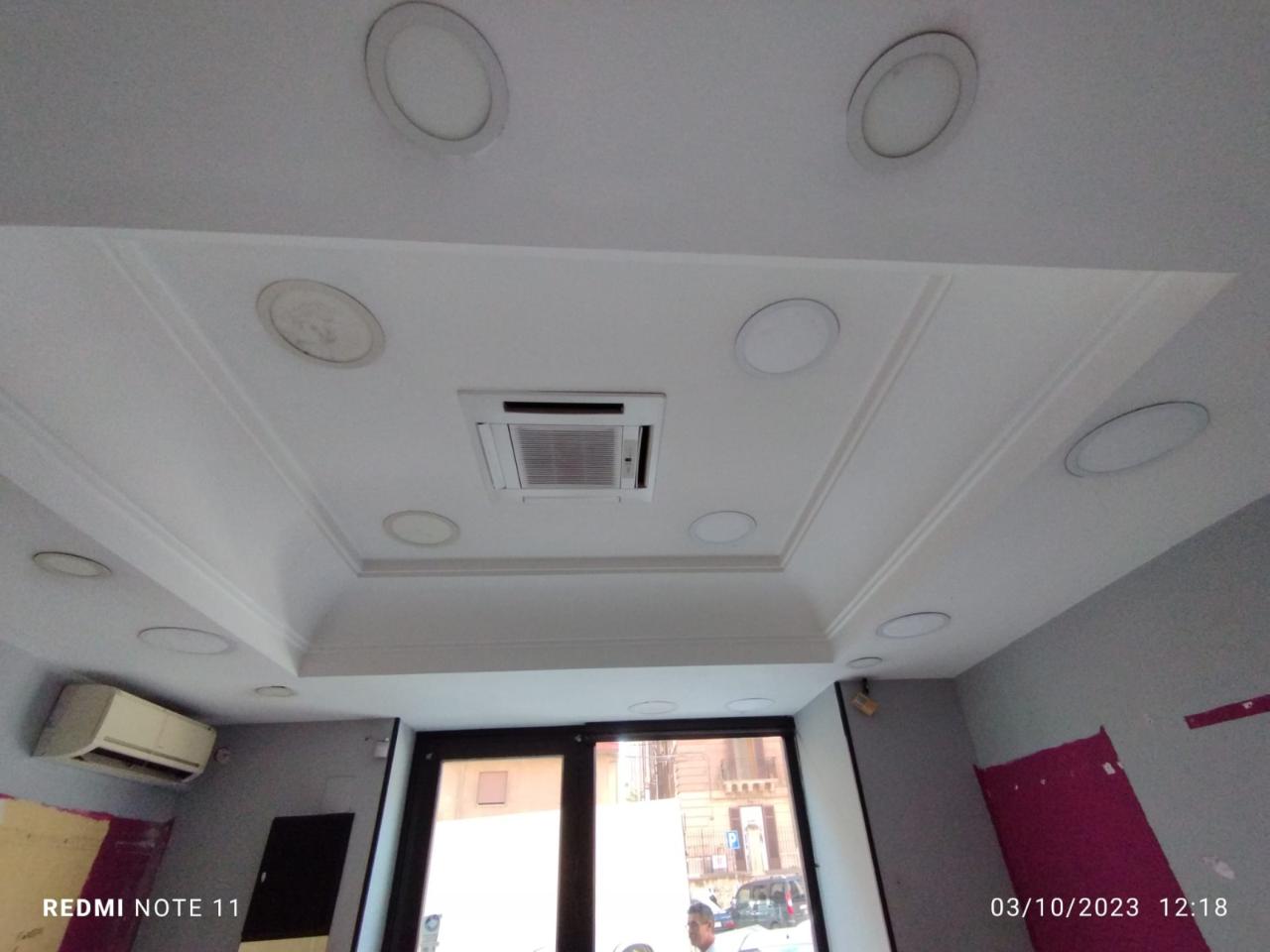 Negozio in affitto a Palermo