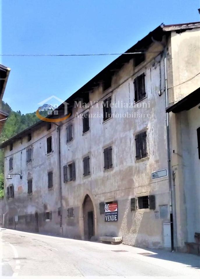 Casa indipendente in vendita a Vallelaghi