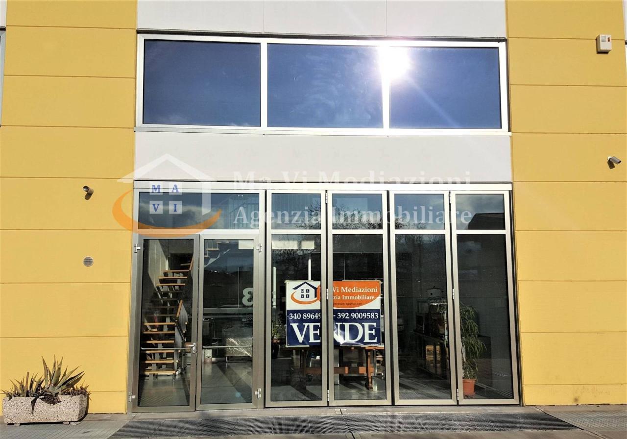 Negozio in vendita a Riva Del Garda
