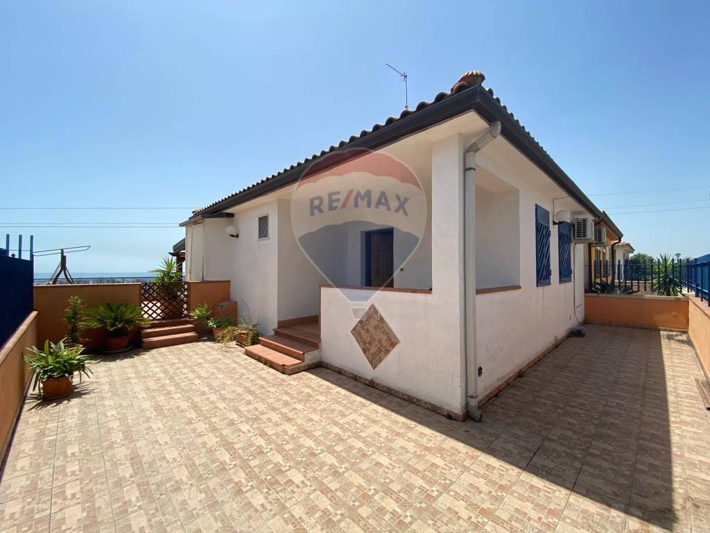 Casa indipendente in vendita a Catania