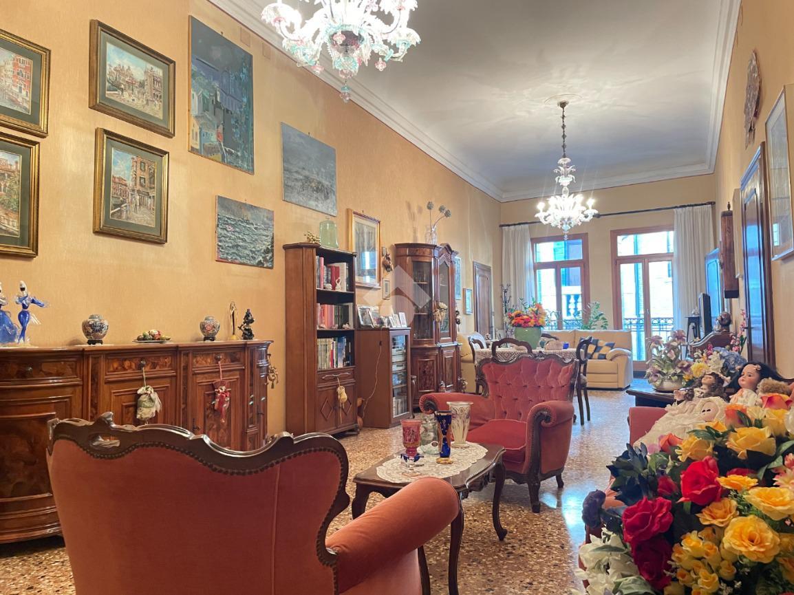 Appartamento in vendita a Venezia
