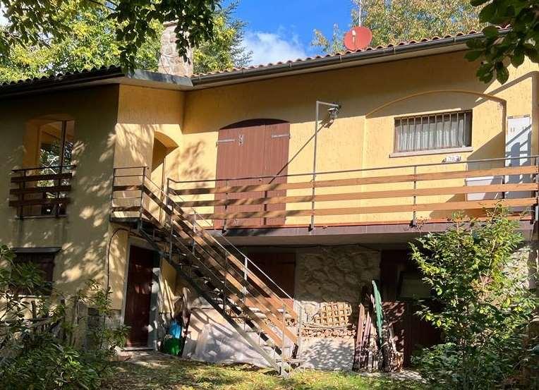 Porzione di villa in vendita a Santa Fiora