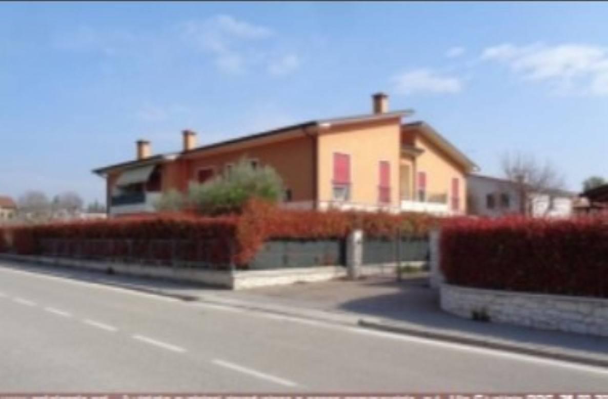 Appartamento in vendita a Isola Vicentina