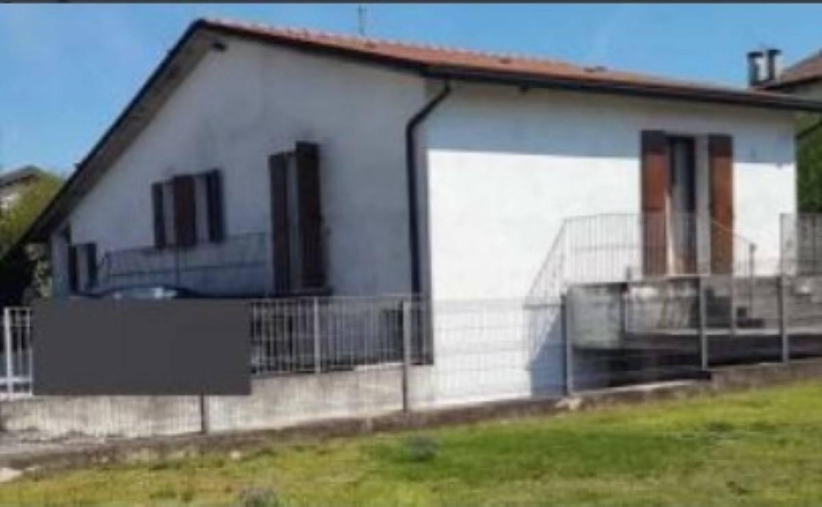 Villa in vendita a Pozzoleone