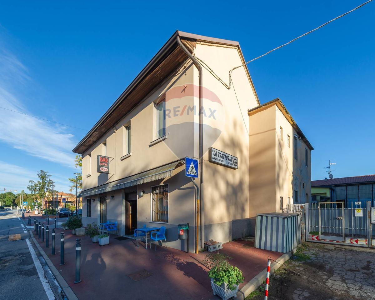 Esercizio commerciale in vendita a Basiano