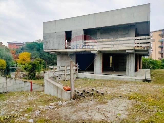 Appartamento in vendita a Ponte San Pietro