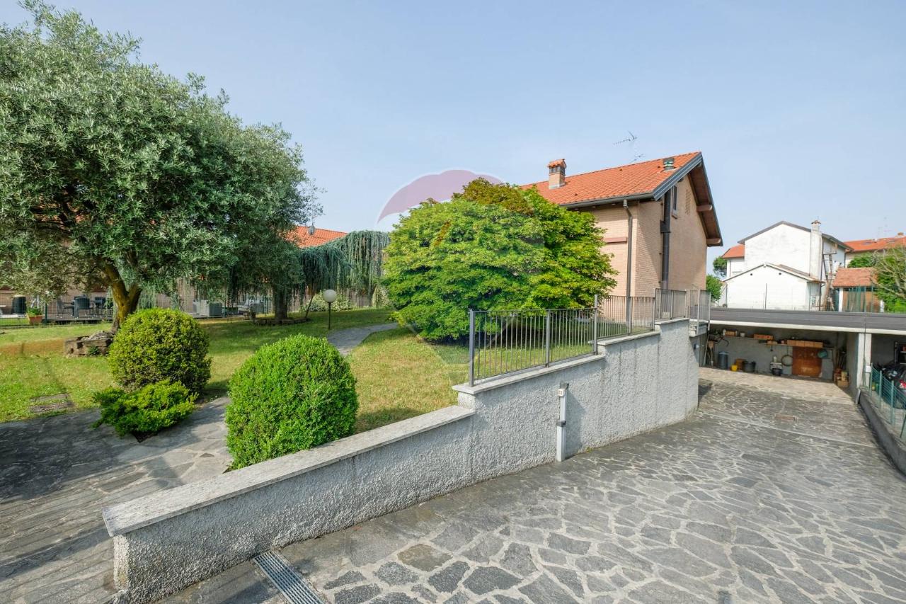 Villa in vendita a Verderio