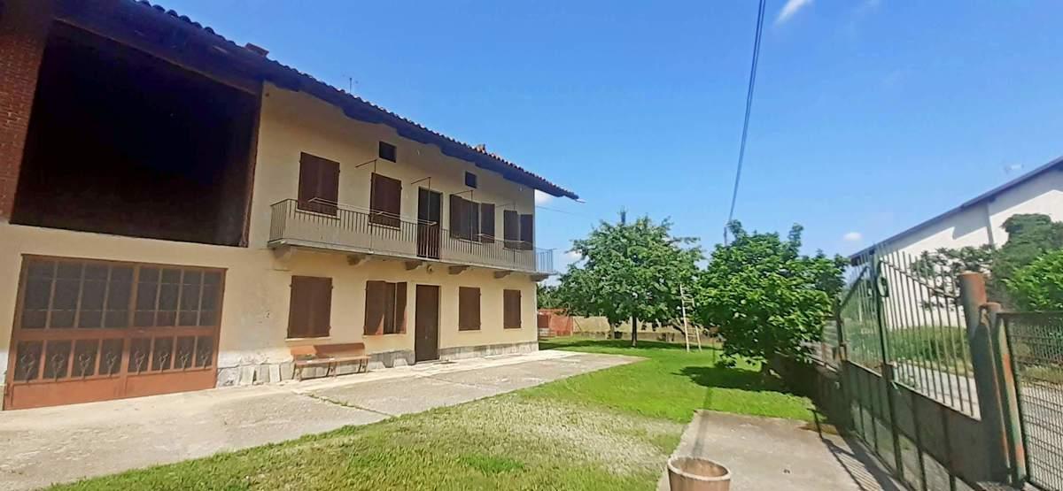 Cascina in vendita a Candia Canavese