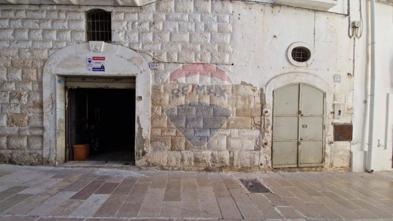 Negozio in vendita a Monopoli